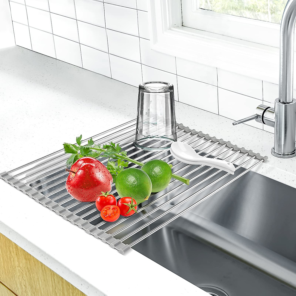 AOUAO Roll Up Dish Drying Rack,Multipurpose Stainless Steel Over The Sink Drainer Rack,Kitchen Portable Dish Rack (Round)