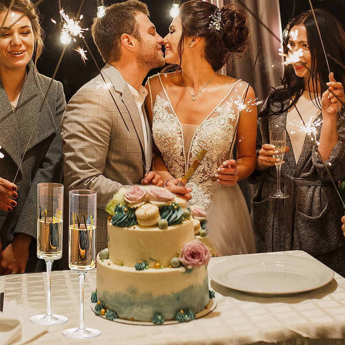 iooiluxry Wedding Cake Knife and Server Set, Mr and Mrs Champagne Flutes Wedding Glasses for Bride and Groom, Cake Cutting Set for Wedding Bridal Shower Gifts