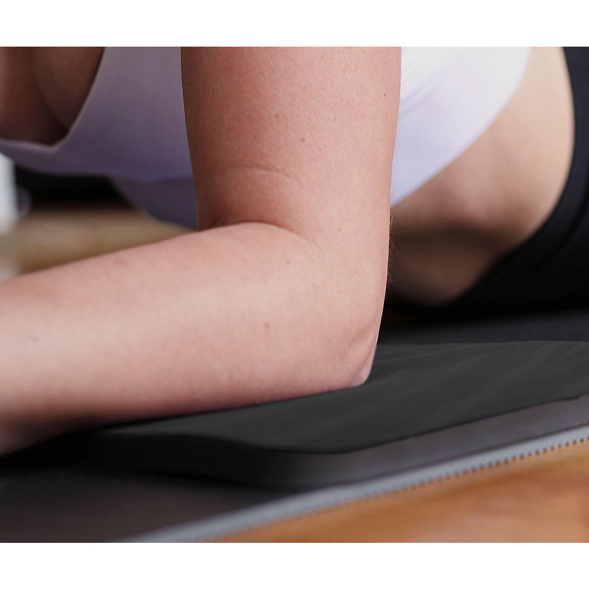 YogaPaws Yoga Knee Pad - Yoga Pad for Knees, Elbows, Wrists, Joint Comfort - Natural Rubber - Black, 9mm