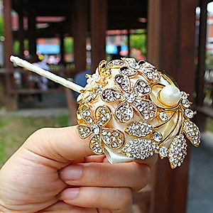 DOTKV Artificial Wrist Silk Flower Boutonniere Wrist Bouquet Corsage Flower with Peal and Diamond for Wedding Decor,Cocktail Party (GoldIvory_Corsae)