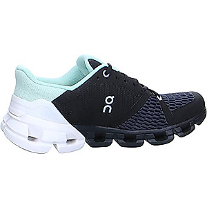 ON Running Womens Cloudflyer 2021 Road Shoes Black/White SZ 7