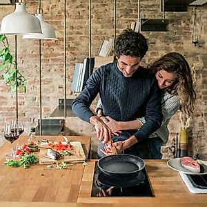 MICHELANGELO 10 Inch Frying Pan with Lid, Nonstick Frying Pan with Healthy Granite Coating, Nonstick Pan with Anti-Scald Handle, Induction Compatible