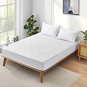 PEACE NEST Quilted Bedding Mattress Pad Protector, Cooling Down Alternative Mattress Topper King Size, Mattress Cover with Elastic Deep Pocket, White