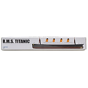 Premium Hobbies R.M.S Titanic W/Colored Parts 1:000 Plastic Model Kit 310V