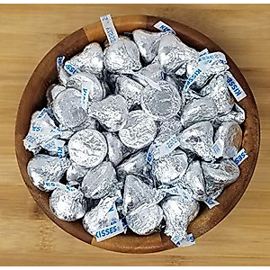 CrazyOutlet HERSHEY'S KISSES Silver Milk Chocolate Candy, Bulk Pack 2 Pounds