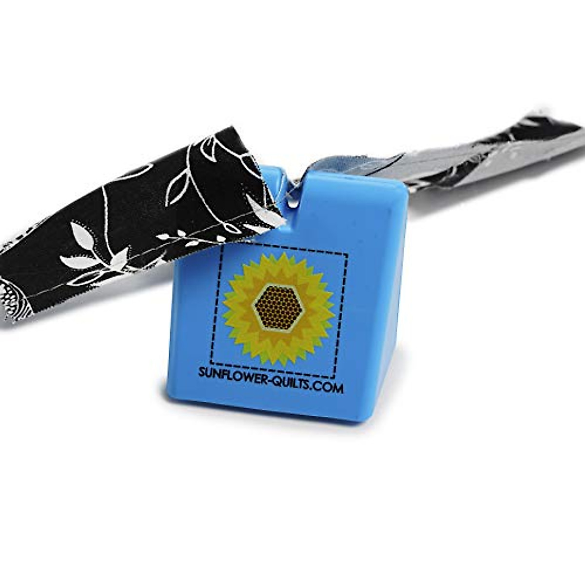 The Original Thread Cutter by Sunflower Quilts (Blue)