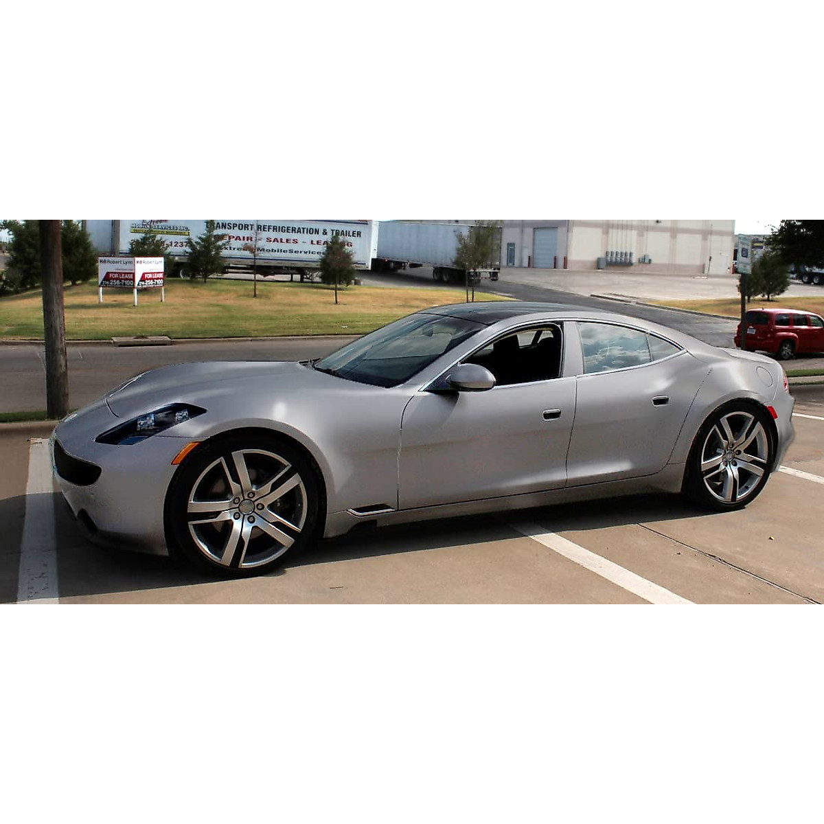 VViViD® XPO Silver Brushed Steel Car Wrap Vinyl Roll with Air Release Technology (1.49ft x 5ft)