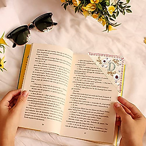 Personalized Hand Embroidered Corner Bookmark, Unique Corner Page Bookmarks for Women Personalized Book Lovers Gifts, 26 Letters Cute Flower Embroidered Funny Felt Book Markers for Reading, Spring D
