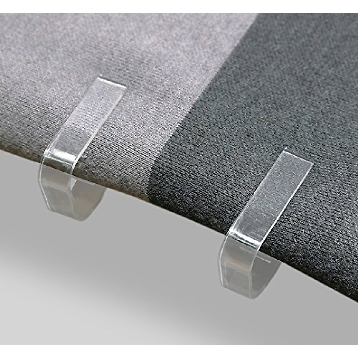 DurReus Clear Plastic Tablecloth Clips Outdoor Party Picnic Table Cover Clamps Household Table Cloth Holders(48 Pack)