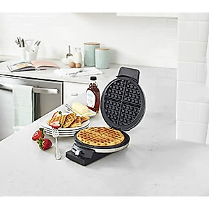 Cuisinart Classic Waffle Maker, Round, Silver