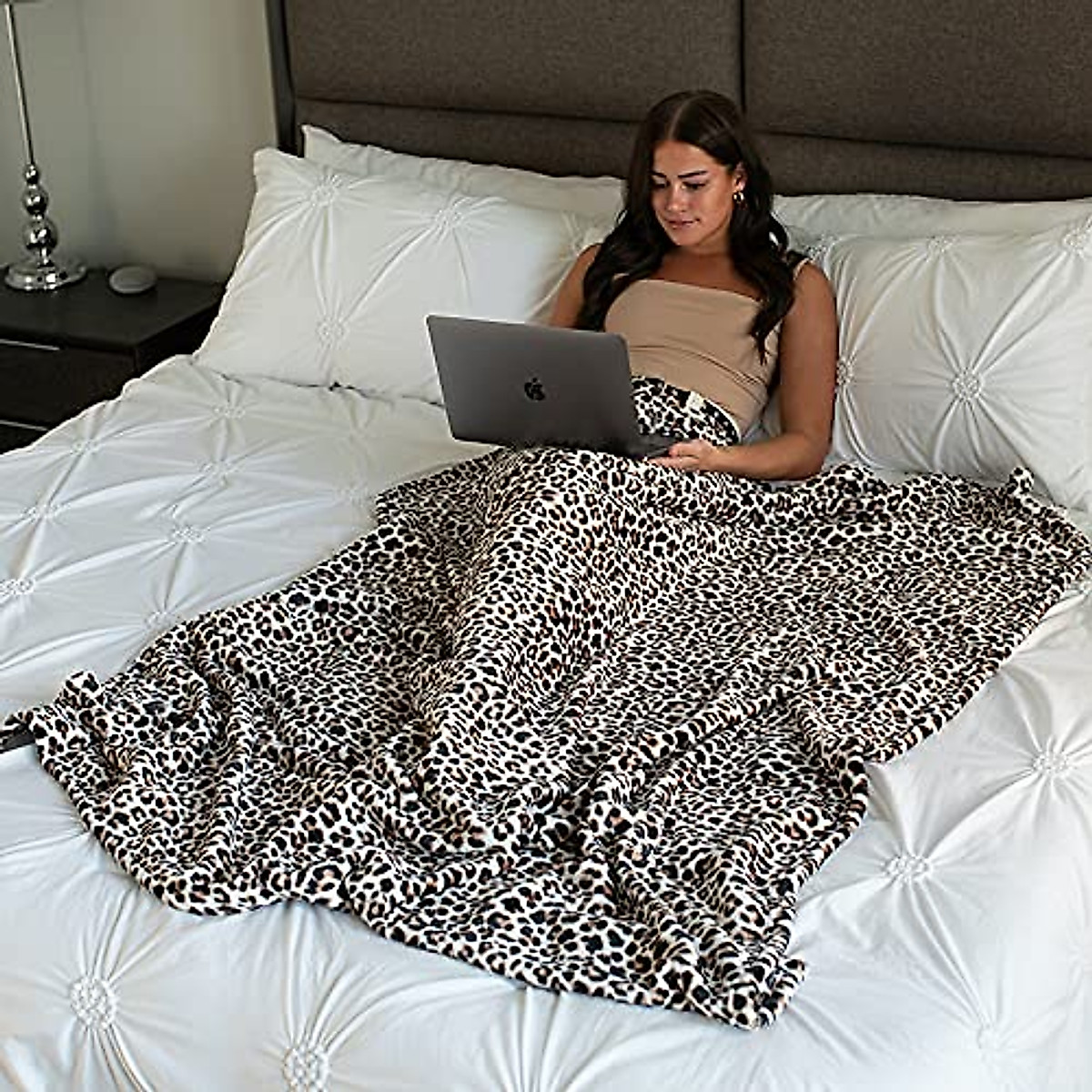 GRACED SOFT LUXURIES Throw Blanket Fleece Minky Microfiber Soft Throw (Leopard, Throw 50" x 60")