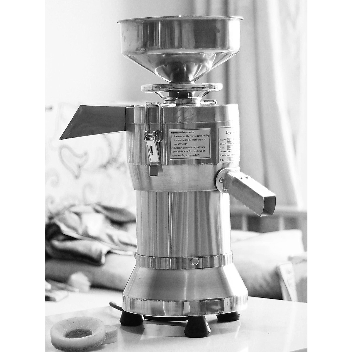 Commercial 110V Electric Tofu/Doufu Processing Machine Soy Milk Making Machine Soybean Milk Stainless Steel Soybeans Grinder Milker Soybean Liquid Residue Seperated for Business Purpose Only