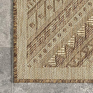 nuLOOM Landry Aztec Indoor/Outdoor Area Rug, 5' x 8', Beige