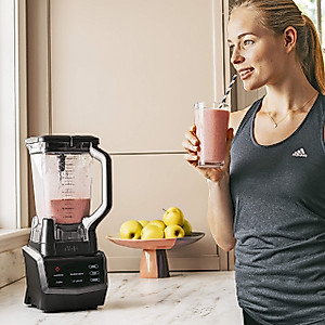 Ninja Smart Screen Blender with 1000-Watt Base, 4-Auto-iQ Programs, Touchscreen Display, Total Crushing Pitcher, (CT650), Black