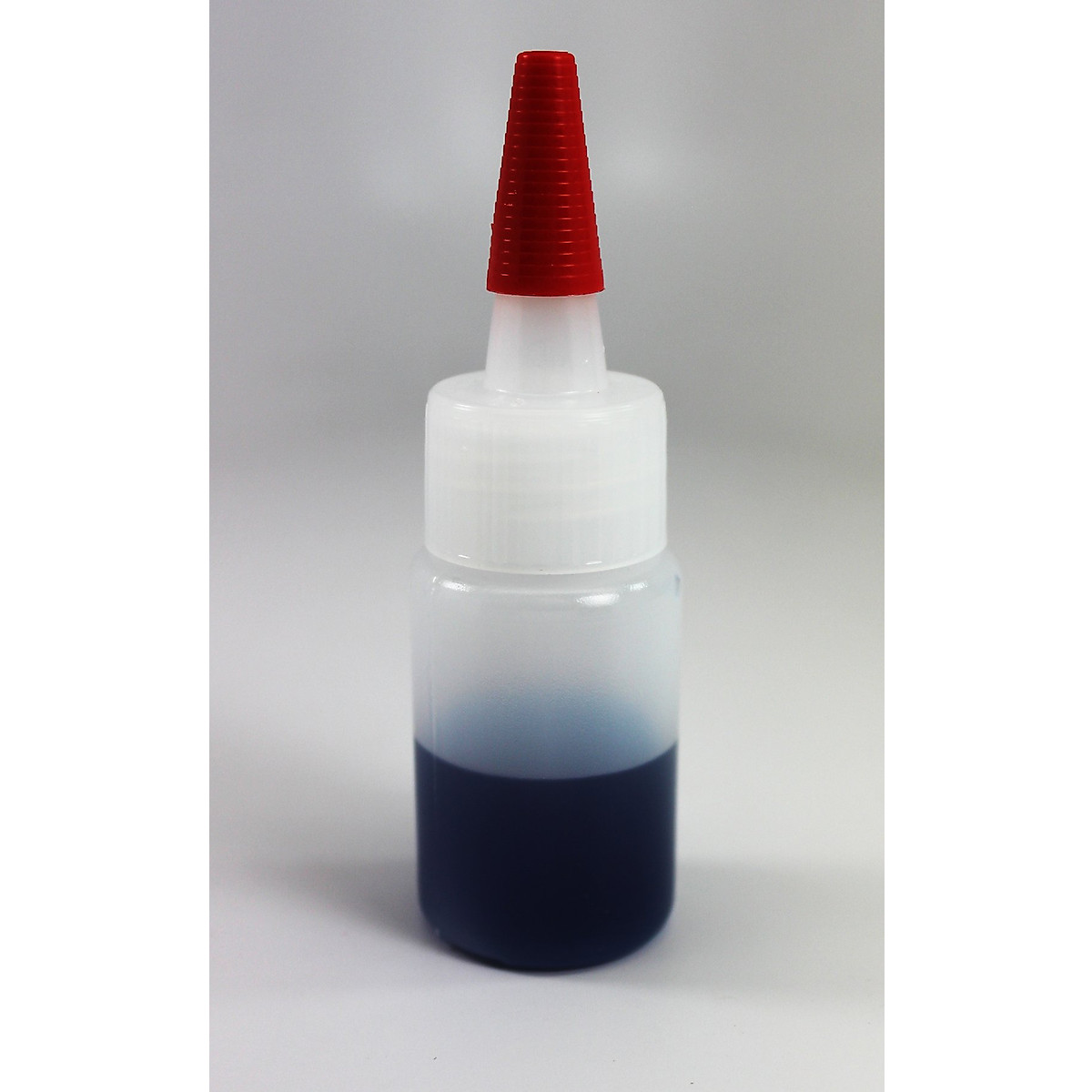 Pinnacle Mercantile Small 1 ounce 12-Pack Plastic Squeeze Bottles with Red Tip Caps Great for Travel, Arts, Crafts, Vape Juice, Oil, Glue Empty