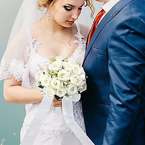 Febou Wedding Bouquets for Bride Bridesmaid Bouquet Ivory Bridal Bouquet Artificial Roses for Wedding Church Home Decoration (Ivory)