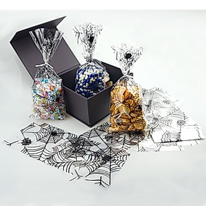 FAZHBARY 100 PCS Halloween Cellophane Bags Black Spider Halloween Goodie Bags Candy Spider Web Treat Bag Cello Bags Gift Bags for Party Wrapping Supplies
