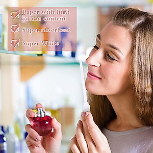 800 Pcs Perfume Scent Test Strips Disposable White Blotter Fragrance Strips Paper Sample Tester Strips for Aromatherapy Testing Essential Oils Fragrances Scents