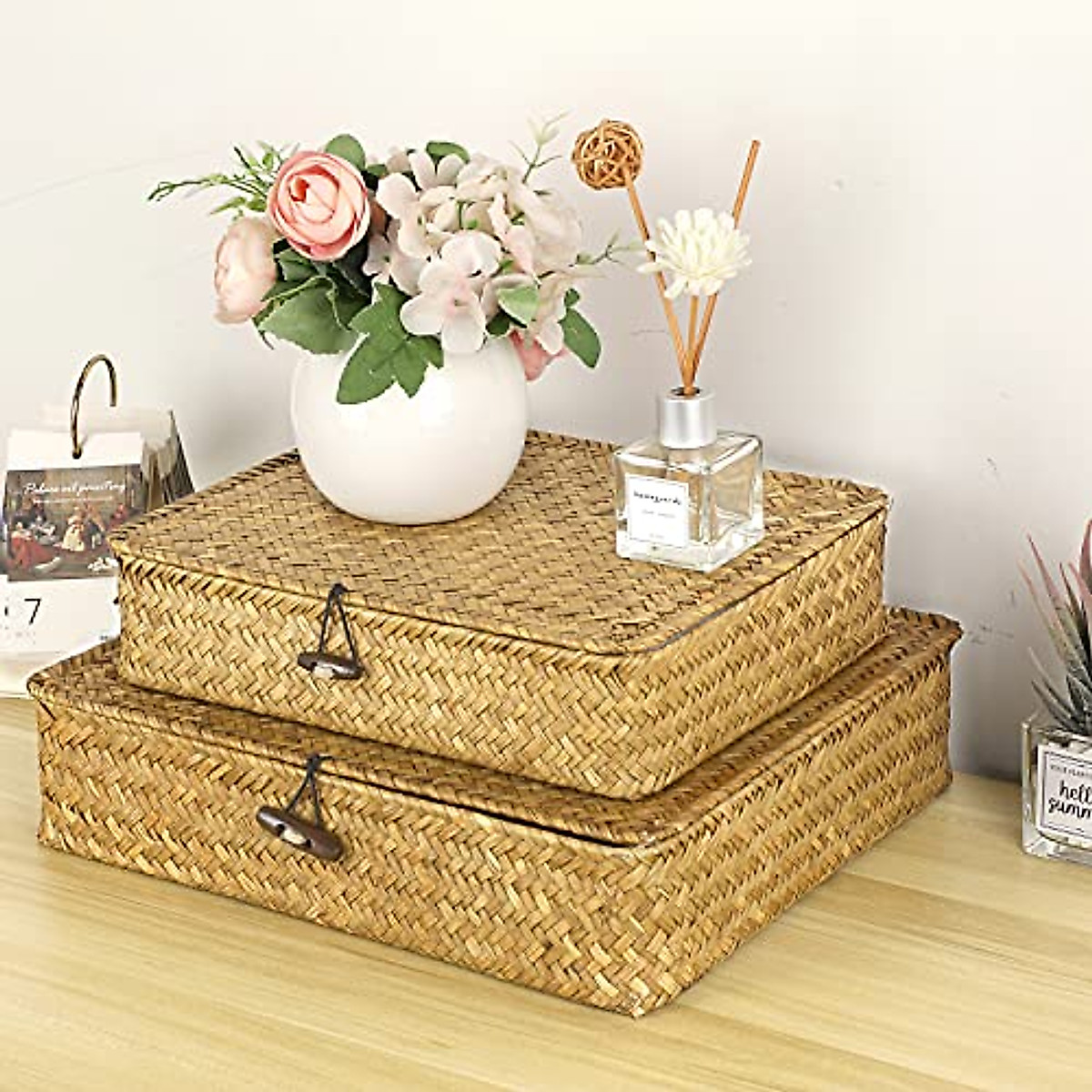 Hipiwe Set of 2 Flat Woven Wicker Storage Bins with Lid Natural Seagrass Basket Boxes Multipurpose Home Organizer Bins Boxes for Shelf Organizer, Caramel