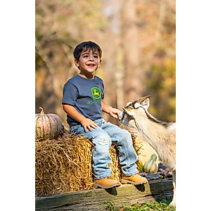 John Deere boys John Deere Kids Trademark Short Sleeve Tee T Shirt, Green, 3 US