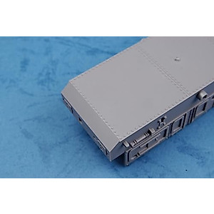 Trumpeter 1/35 Russian Voroshilovets Heavy Artillery Tractor