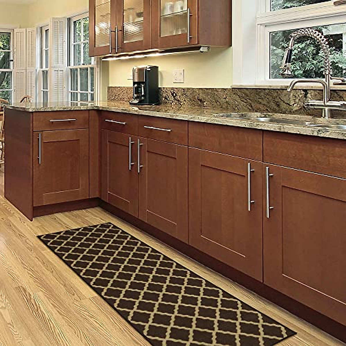 Machine Washable Elegant Trellis Design Non-Slip Rubberback 2x5 Traditional Runner Rug for Hallway, Kitchen, Bedroom, Entryway, 20" x 59", Brown