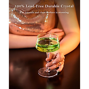 GIHOP Martini Glasses, Lead-Free Crystal Coupe Glasses Set of 2, 9 Oz, Hand-Blown Cocktail Glasses, Fancy Champagne Coupe Glasses for Espresso Martini, Manhattan as Bar Glassware with Deluxe Gift