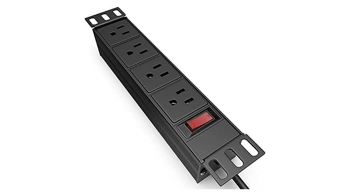 10" Rack PDU - Compact Power Distribution Unit