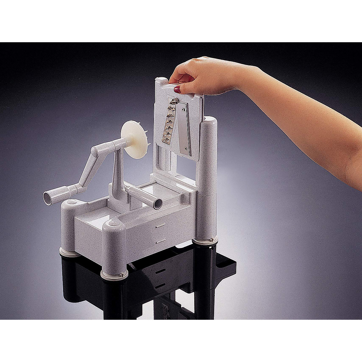 BelleVie Tri-blade Spiralizer 3 Blade Spiral Slicer"