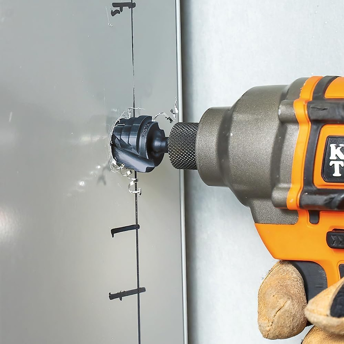 Klein Tools QRSTSPRO Premium 3-Piece Electrician's Step Bit Set with Cutting Oil, Modular Case, Impact Rated Quick Release, Double Spiral Flutes