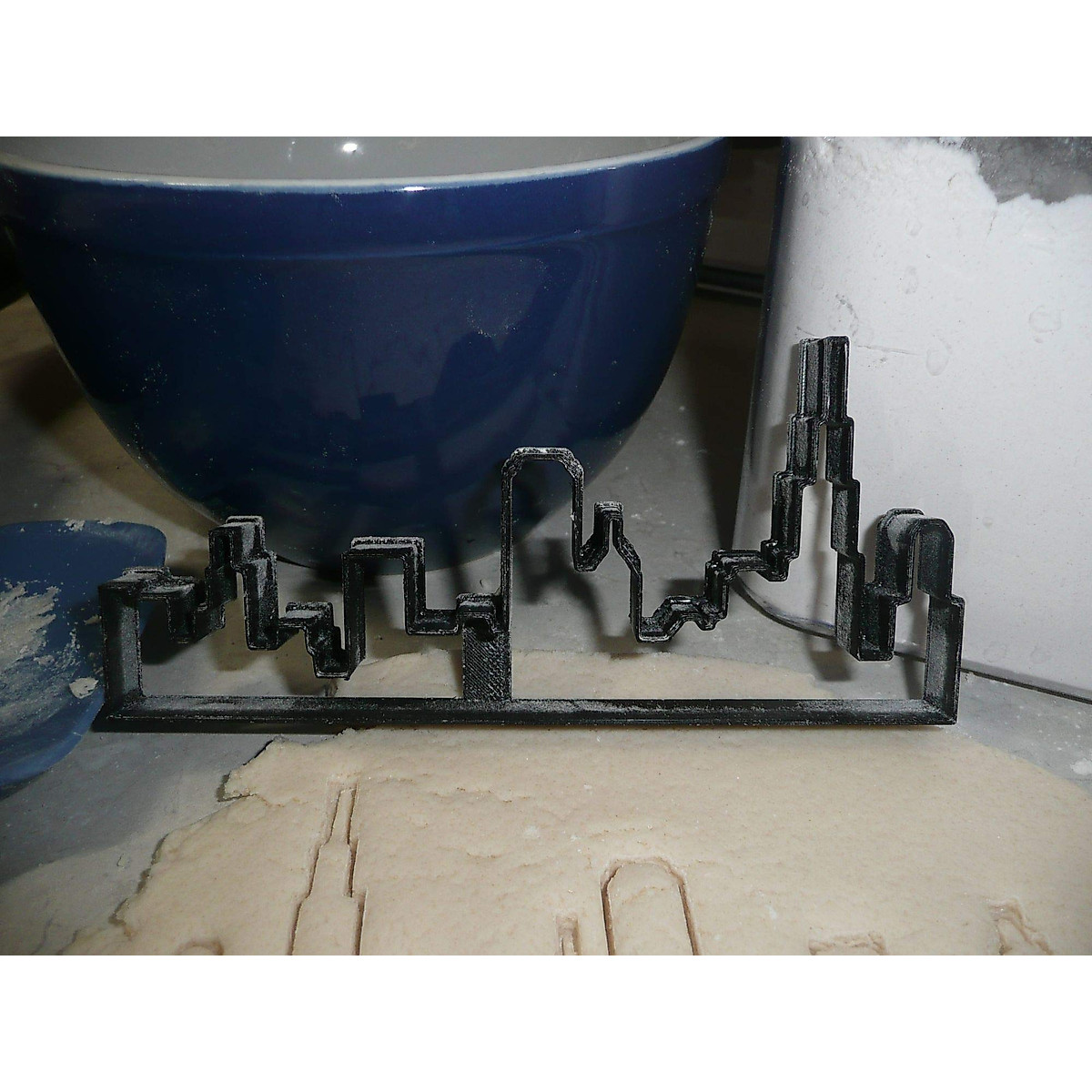 CHICAGO SKYLINE SILHOUETTE WINDY CITY SKYSCRAPERS COOKIE CUTTER MADE IN USA PR3370