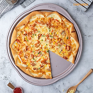 CHEFMADE Pizza pan, 14 Inch Non-Stick Pizza Tray Bakeware for Oven Baking (Champagne Gold)