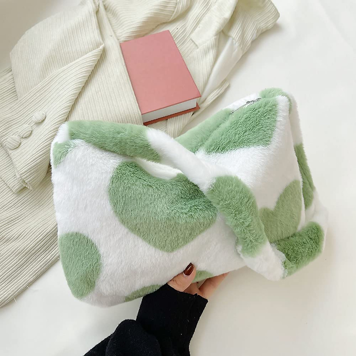 YFGBCX Plush Underarm Bag, Ladies Fluffy Shoulder Bag, Women Y2K Furry Purse Fluffy Tote Bag for Autumn and Winter