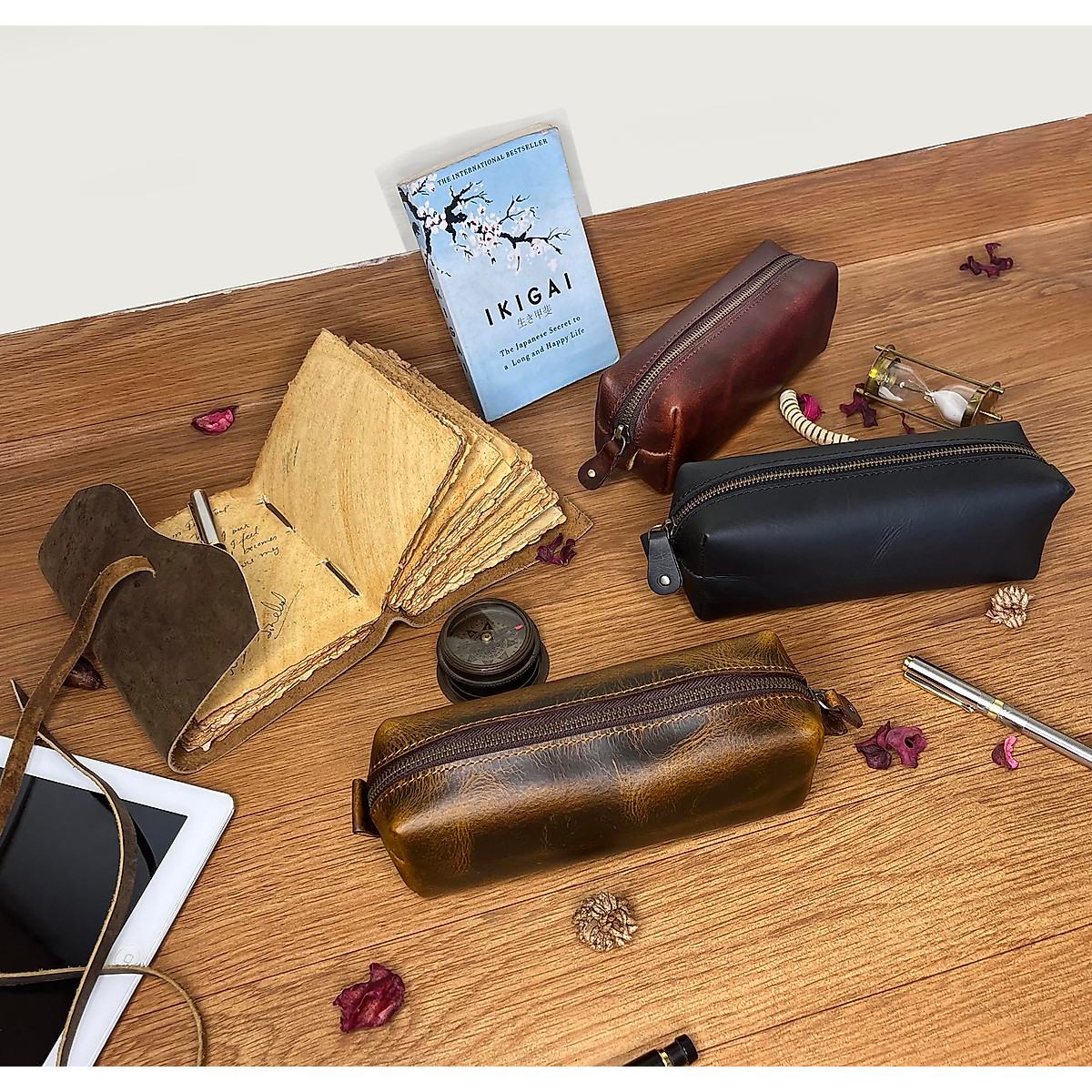 RUSTIC TOWN Leather Pencil Case - Handcrafted Full-Grain Zipper Leather Pen Pencil Holder - Elegant & Practical Pencil Pouch for Work & Office