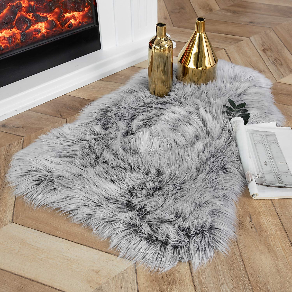 Ashler faux fur rug, Fluffy Shaggy Area Rug Ultra Soft 2 x 3 Feet Sheepskin Fur Rug, Frosted Bottom Black Fuzzy Rug Machine Washable Shag Rug, Nursery Decor Throw Rugs for Bedroom, Living Room