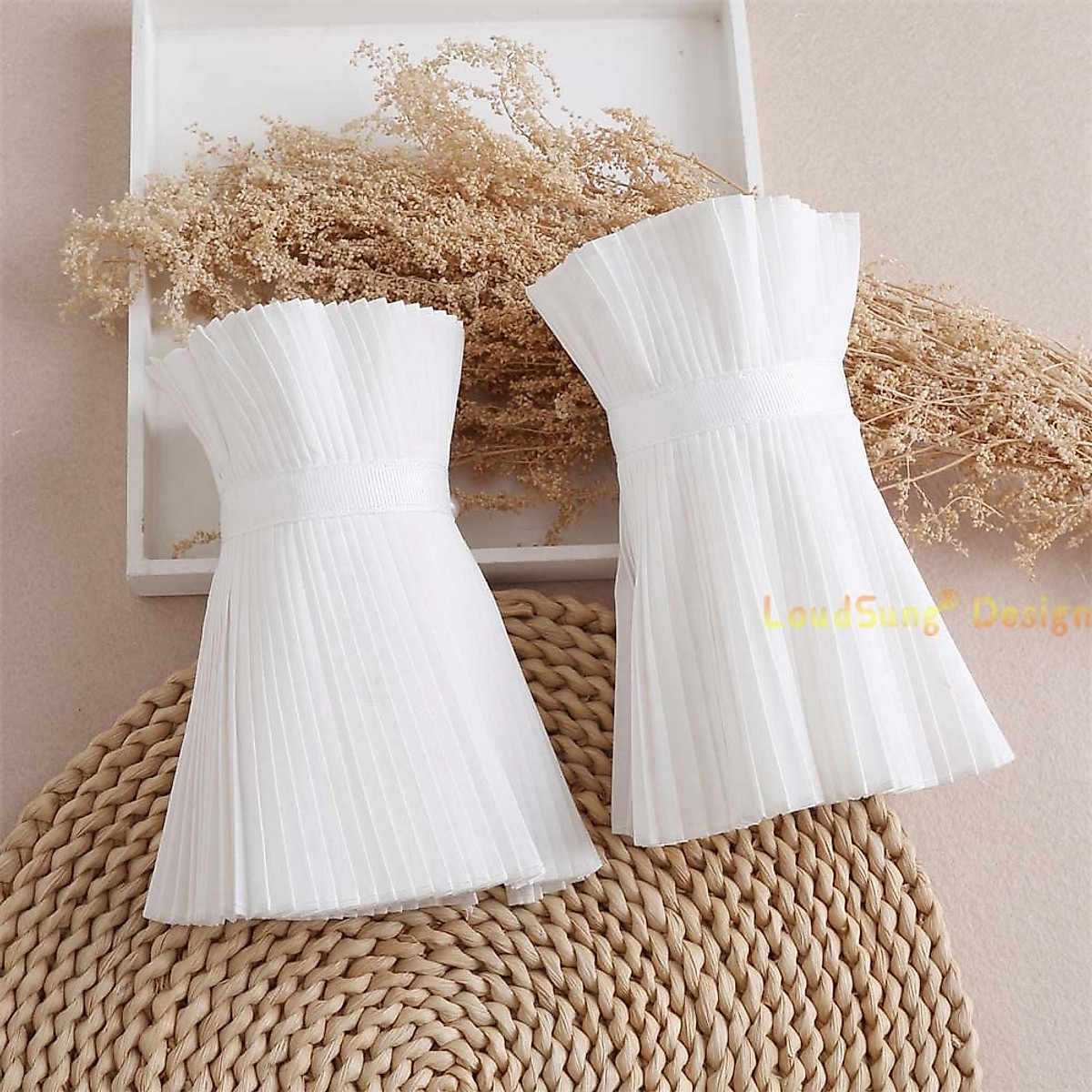 LoudSung False Sleeves Wrist Cuffs Floral Ruffle Layered Lace Cuff Detachable Fake Sleeves for Women Girls