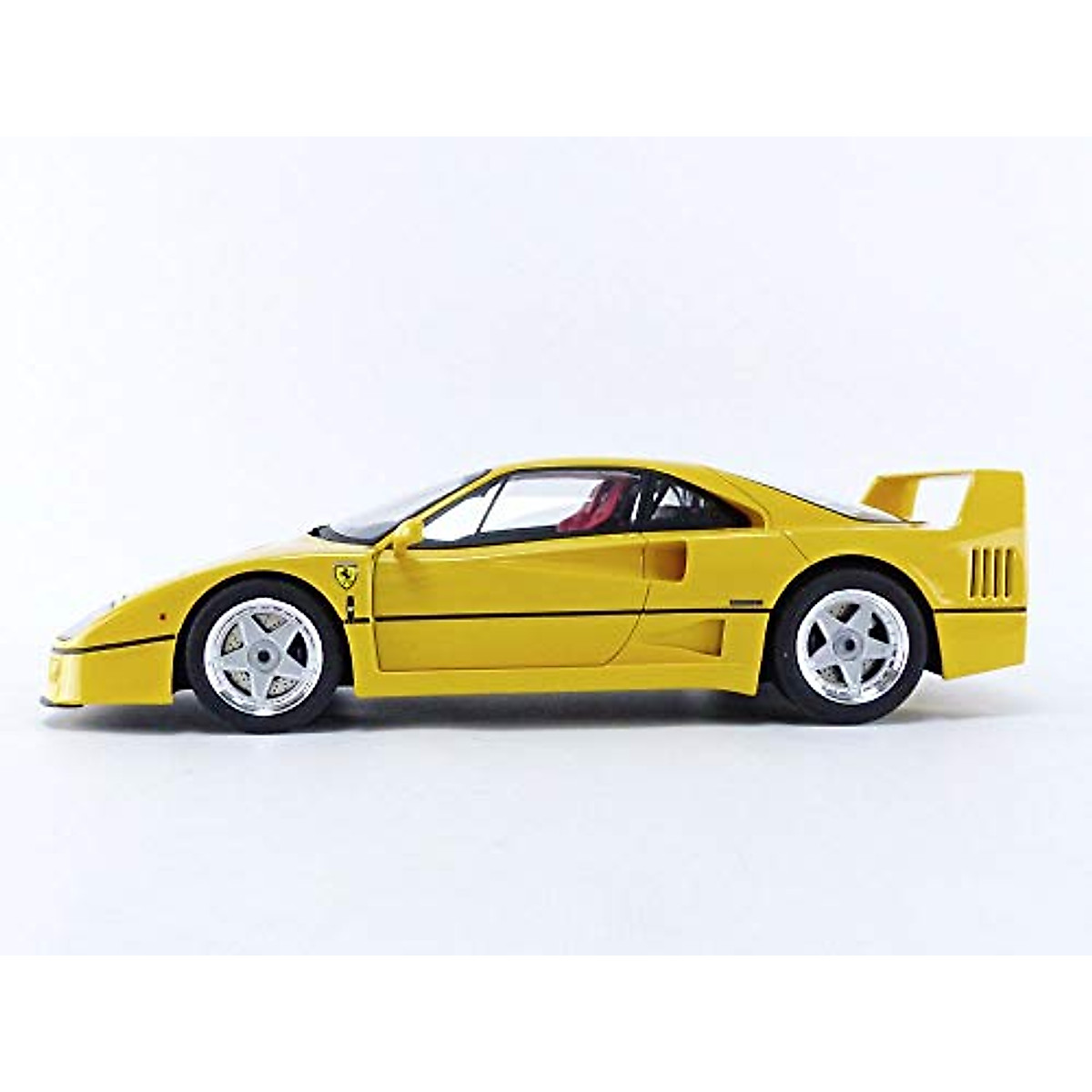 GT Spirit 1/18 Scale Resin Model Car - F-ERRARI F40-1987