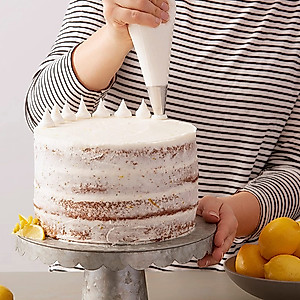 Wilton 12-Inch Disposable Cake Decorating Pastry Bags, 50-Count