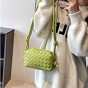 Woven Crossbody Bags for Women，Fashion Leather Lightweight Handbags Shoulder Bag Phone Wallet Purse Stylish Ladies Messenger Bags，Lime Green