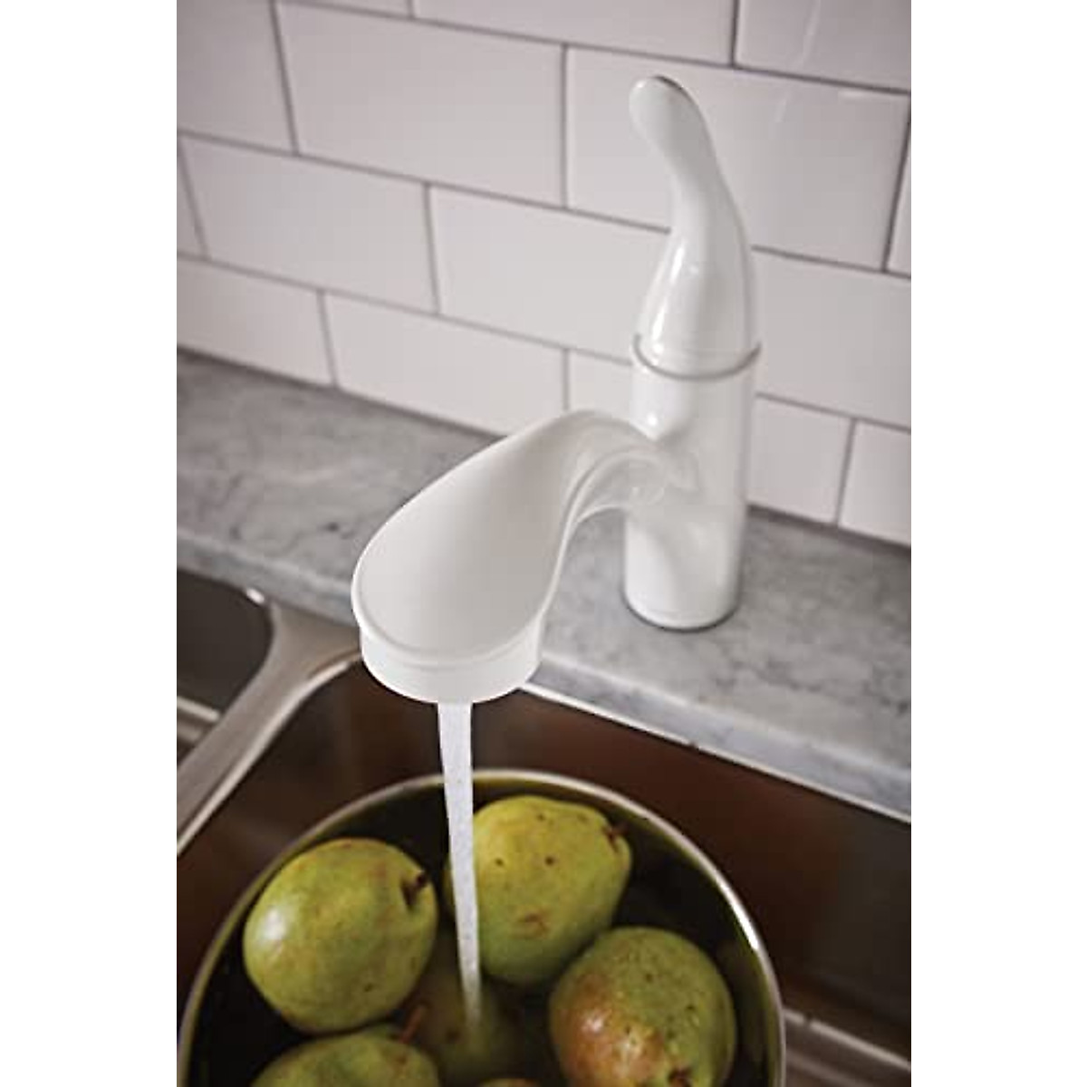 Moen 87557W Brecklyn Single-Handle Pull-Out Sprayer Kitchen Faucet with Power Clean, 59" Hose Length, Glacier