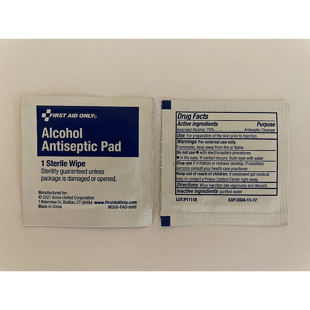 First Aid Only 12-110 Alcohol Wipes, Individually Wrapped, 100 Per Box
