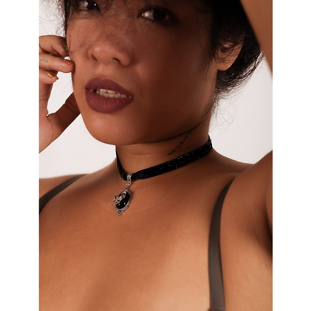 Sacina Gothic Bat Choker Necklace, Victorian Necklace, Vampire Bat Pendant, Goth Halloween Jewelry Gift for Women, Christmas Gift for Women (Victorian Bat Choker)