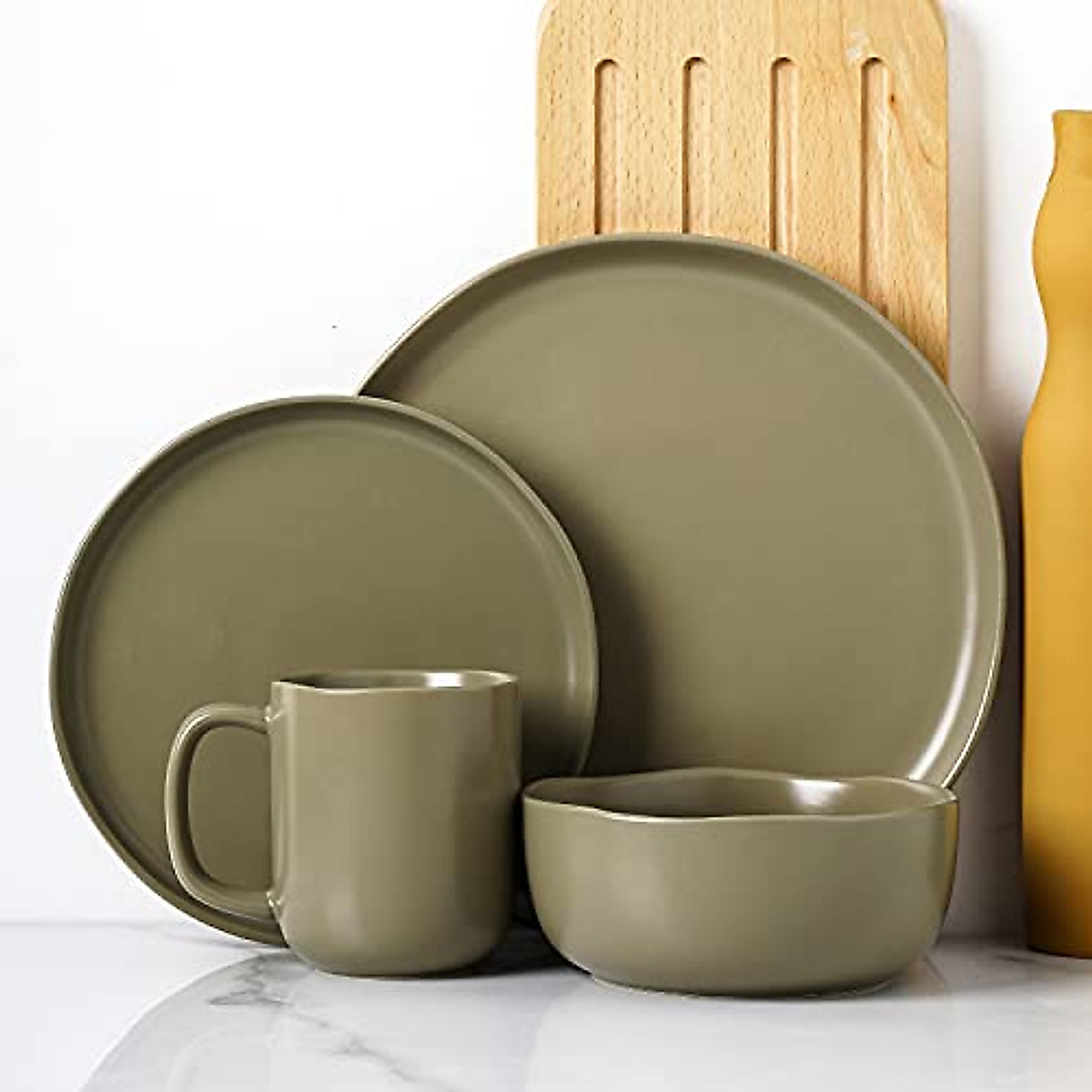 Stone Lain Tom Stoneware Reactive Glaze Dinnerware Set, 16-Piece Service for 4, Olive