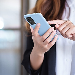 kwmobile Case Compatible with OnePlus 9 (EU/NA Version) Case - Soft Slim Protective TPU Silicone Cover - Light Blue Matte