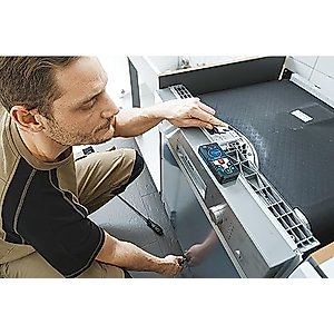 BOSCH Blaze GLM50C Bluetooth Enabled 165ft Laser Distance Measure with Color Backlit Display