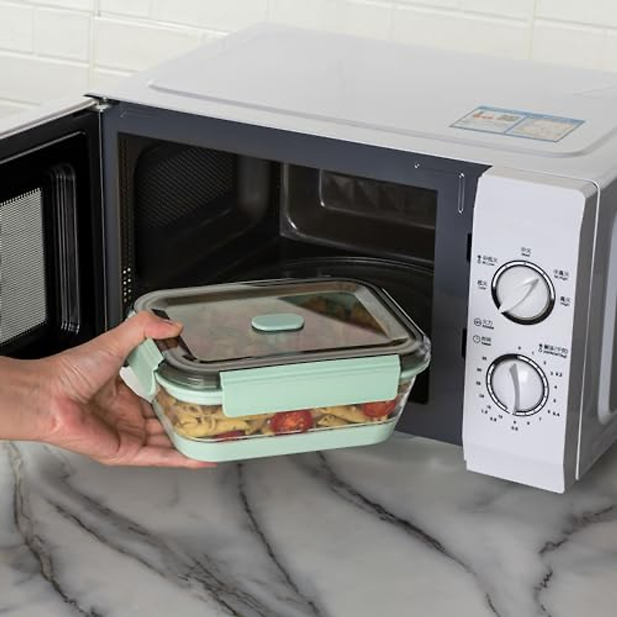 Restaurantware-Fresh Hero 40 Ounce Storage Containers, 1 Durable Airtight Food Containers - Microwavable, Freezable, Green Plastic Collapsible Containers, Dishwashable, With Vented Lids