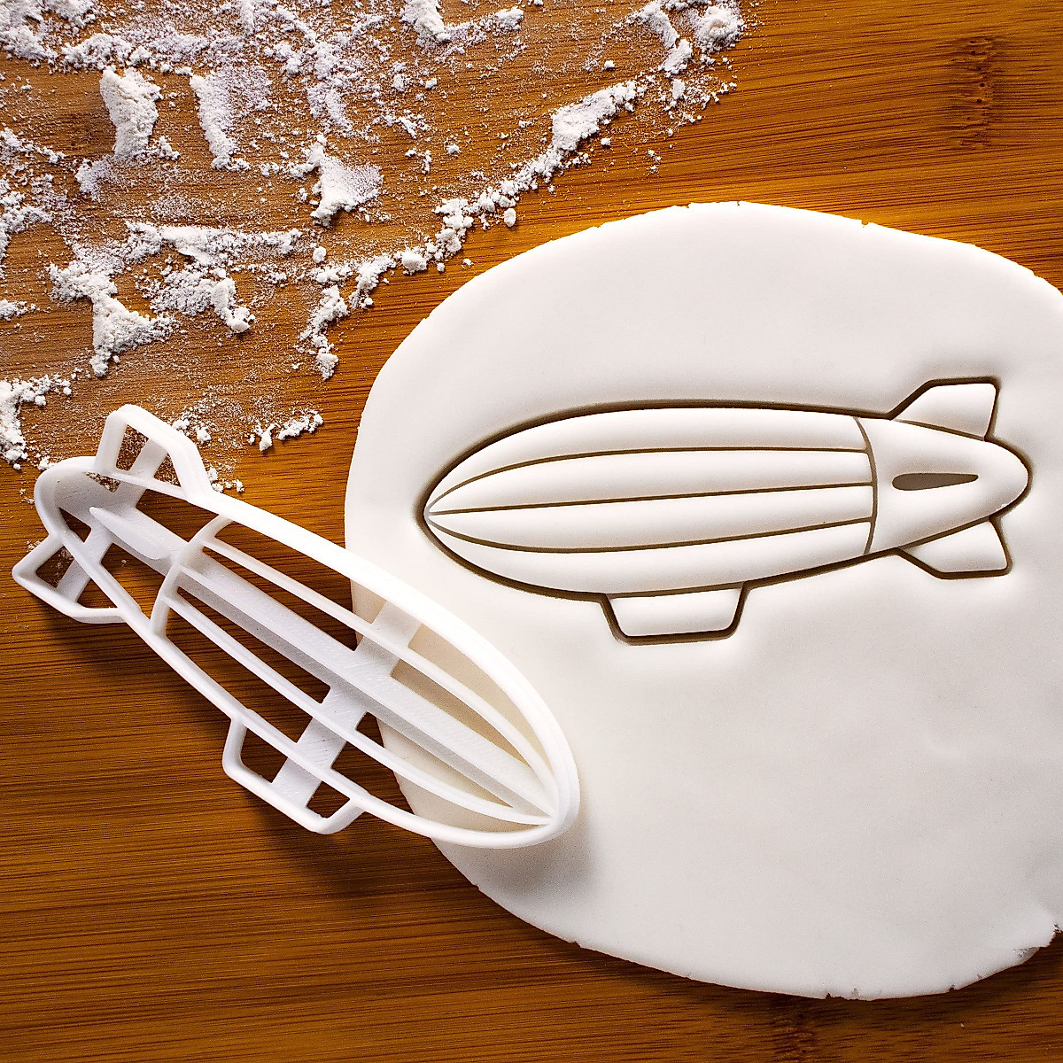 Set of 3 Baby Shower themed cookie cutters (Designs: Hot Air Balloon, Fluffy Cloud, and Blimp), 3 pieces - Bakerlogy