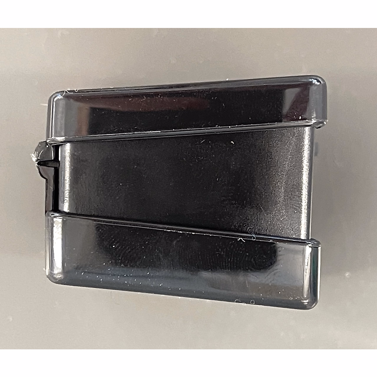 LAURA GELLER NEW YORK Eye + Lip Cosmetic Pencil Sharpener - Easy to Clean - Eyeliner, Lip Liner and Eyebrow Pencil Sharpener