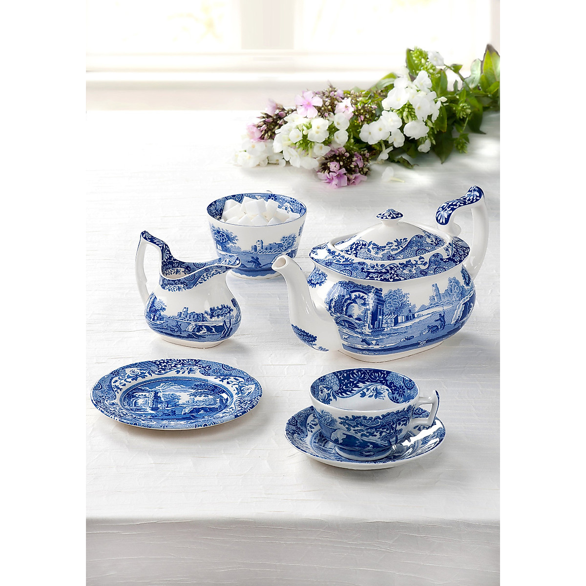 Spode Blue Italian Devonia Tray| Serving Bowl| Made of Porcelain| Shallow Serving Bowl for Salad, Pasta, and Fruit| Measures 7.5 inch| Dishwasher Safe