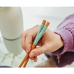 Silver Buffalo Disney The Little Mermaid Ariel 20-Ounce Ceramic Ramen Bowl and Chopstick Set